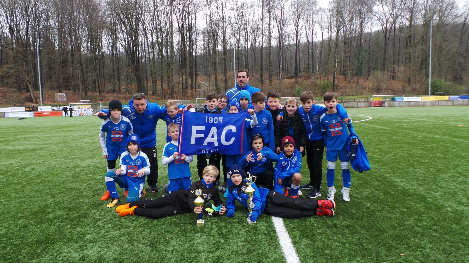 Tolle Leistung unserer U10 Teams in Düsseldorf – Floridsdorfer ...